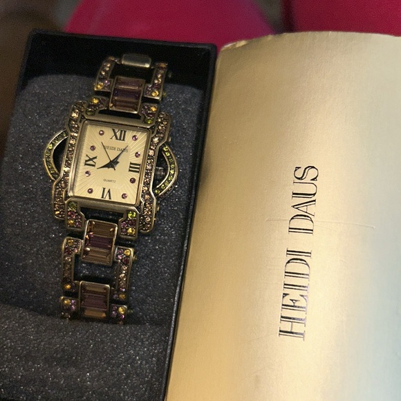 Heidi Daus | Accessories | Vintage Heidi Daus Watch Gold Bracelet Roman ...